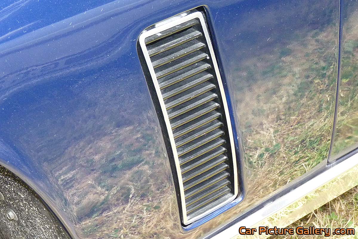 1974 Jensen Interceptor III Side Fender Vent High Resolution Photo